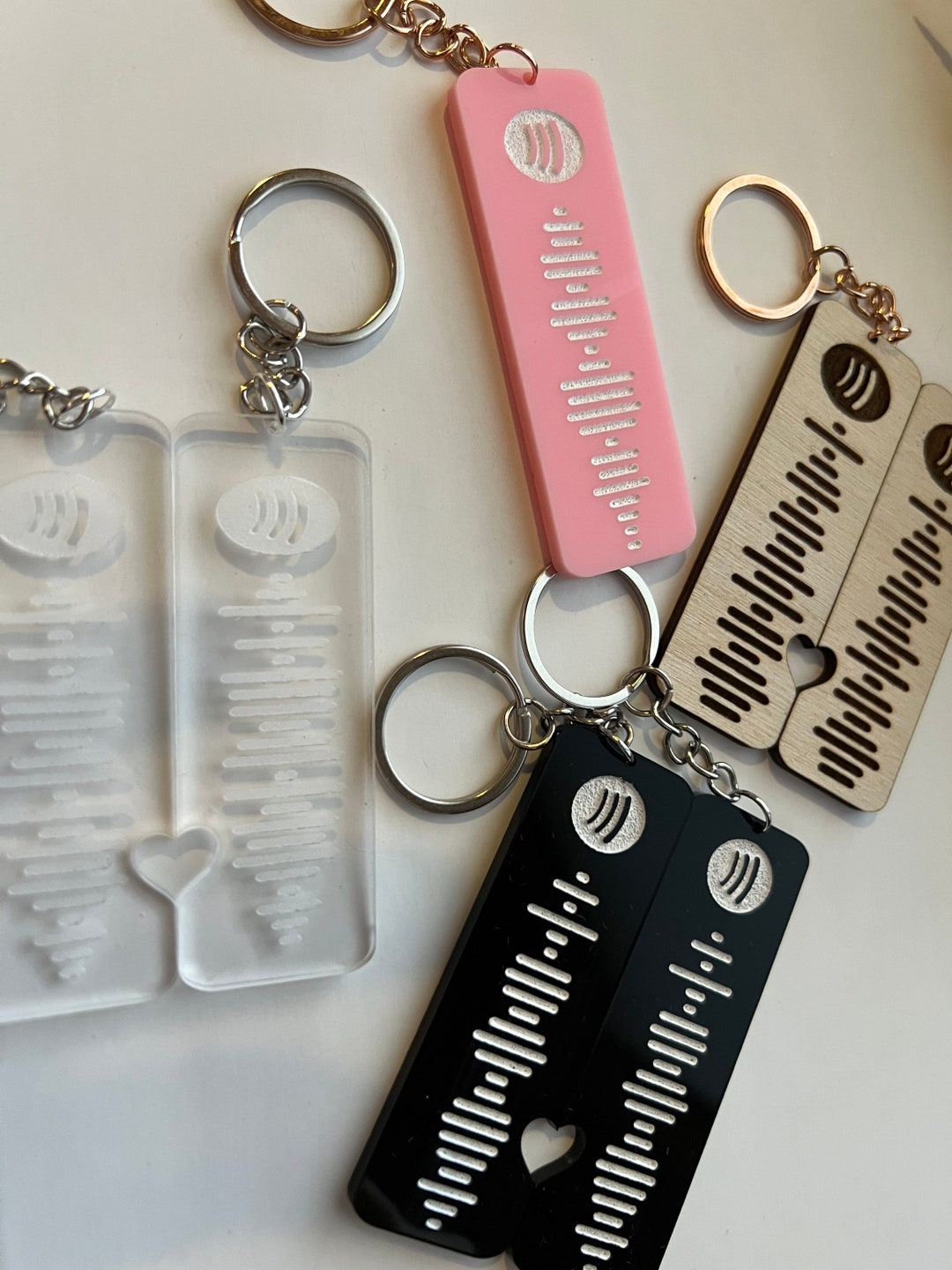 Song Scan Code Keychain, Heart Shape Connection, Loved Ones Gift ...