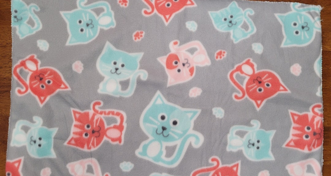 Blue and Red Cats Cat Mat - Etsy
