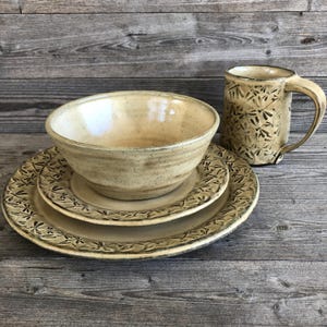 Dragonfly 4pc Pottery Dinnerware Set With Embossed Dragonflies **made ...