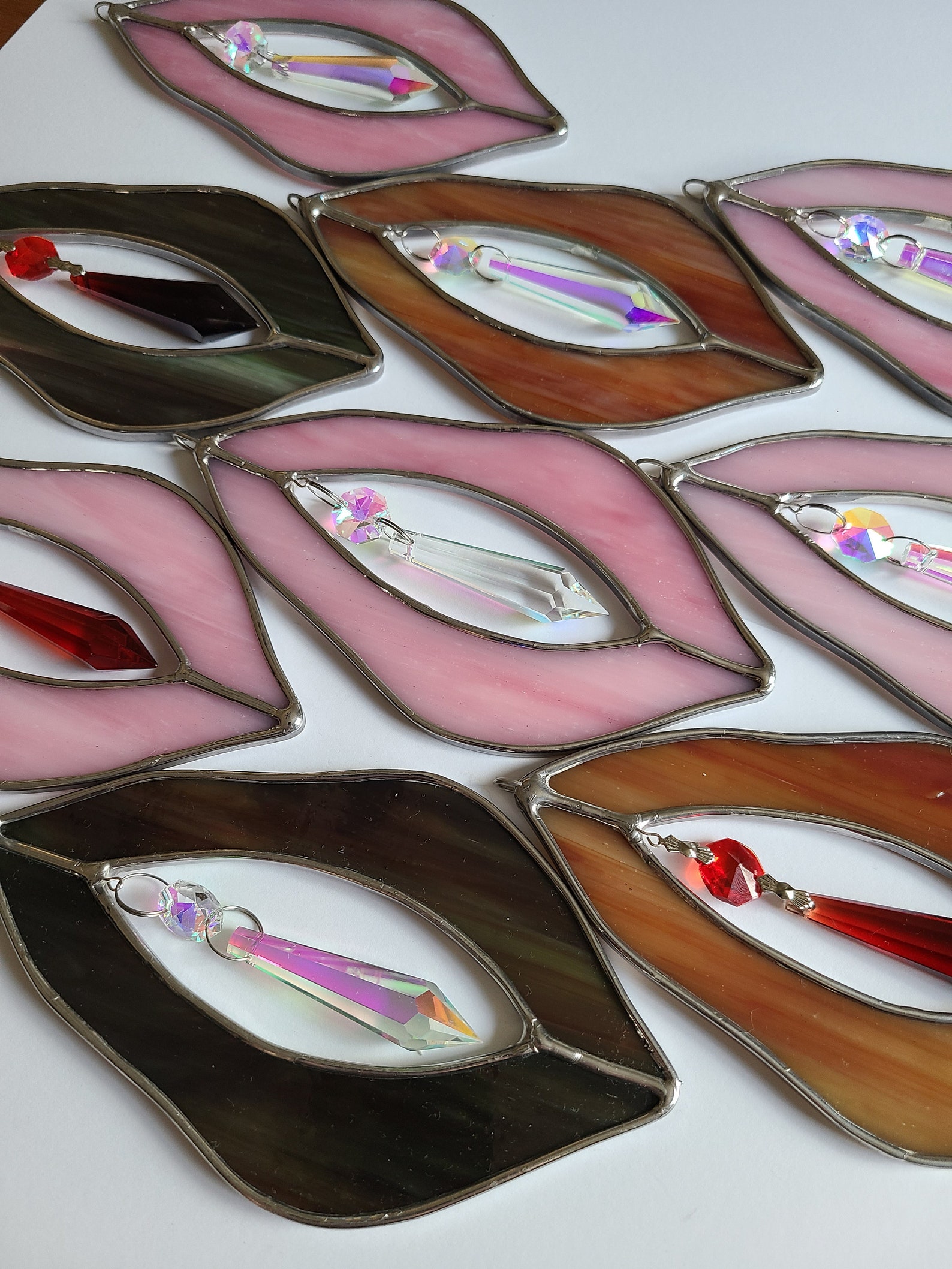 Crystal Vulva, Cotton Candy, Stained Glass Suncatcher, Yoni, 6.25in × 3 ...
