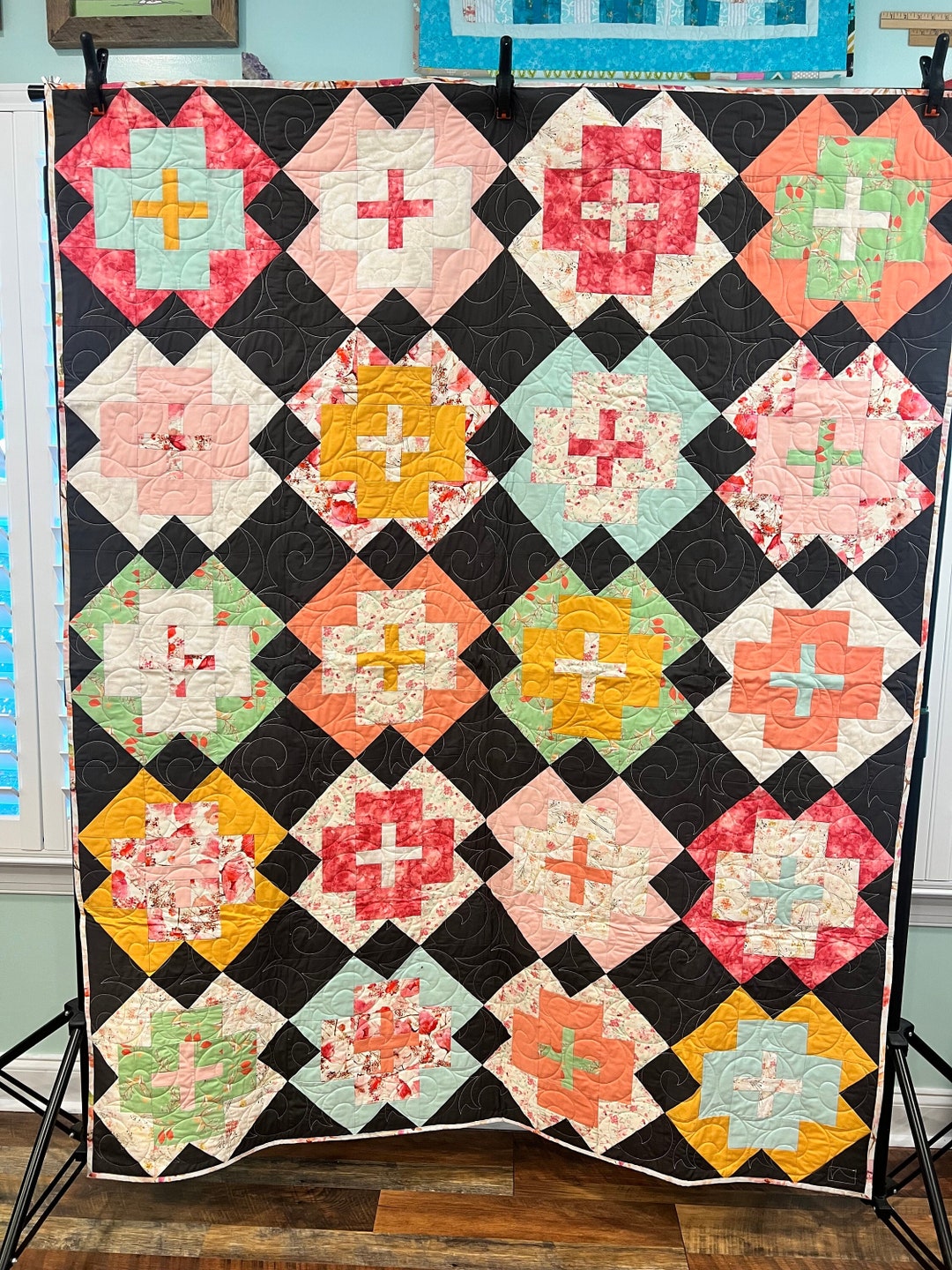 Nightingale Floral Quilt - Charcoal Background With Pretty Solids and ...