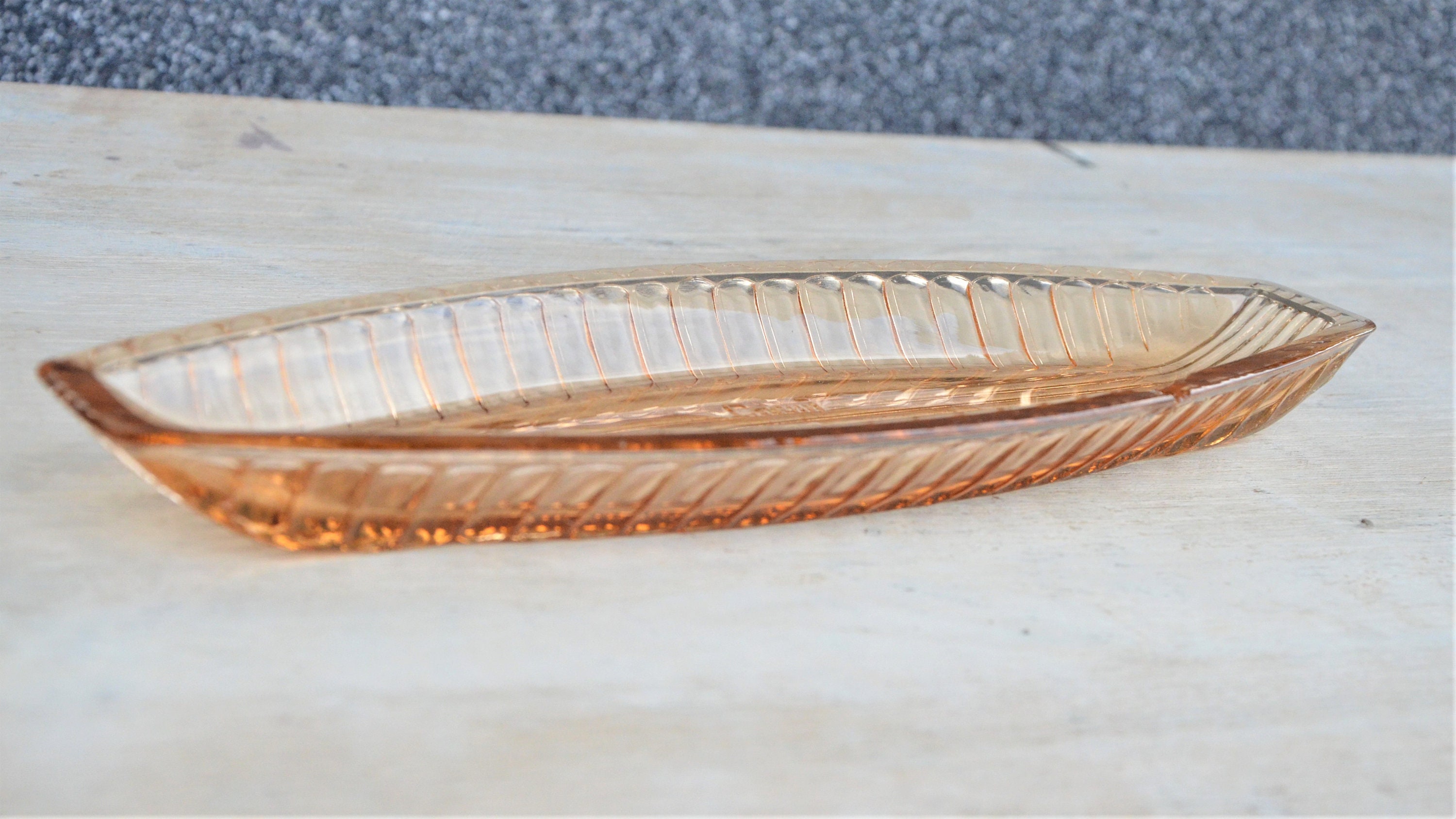 Vintage Brown Glass Plates Brown Glass Fish Plate Old Glass - Etsy