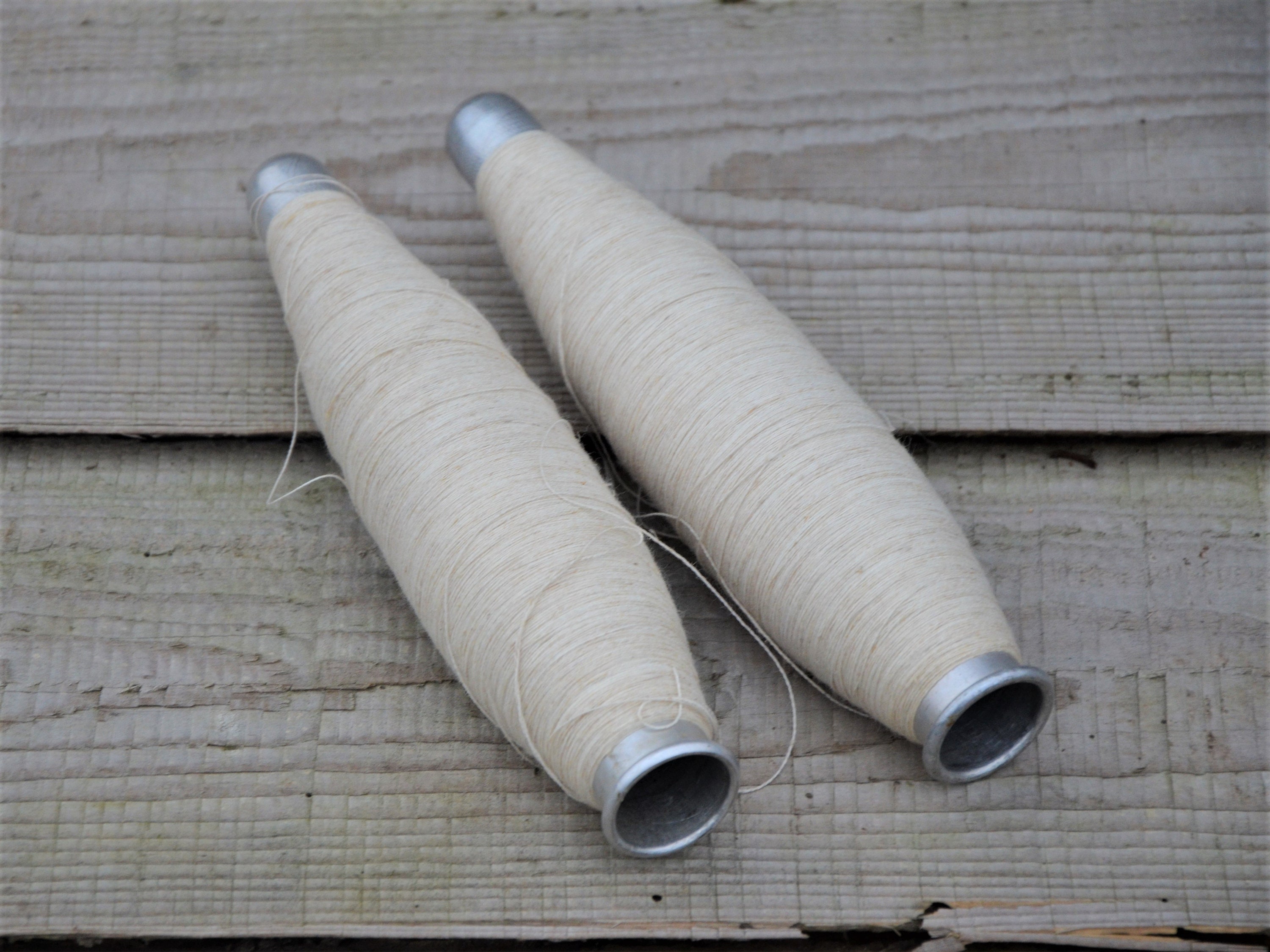 Set 2 Weaving Bobbins With Linen Yarn, Spinning Bobbins, Fiber Textile ...