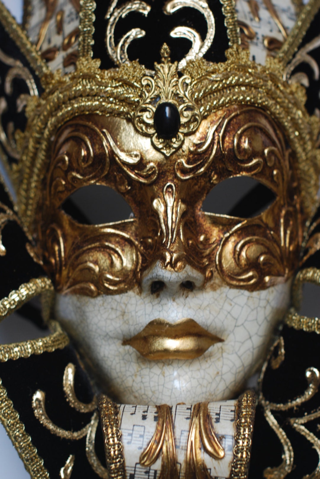 Jester Mask With Collar - Back and Gold Joker - Wall-decoration ...