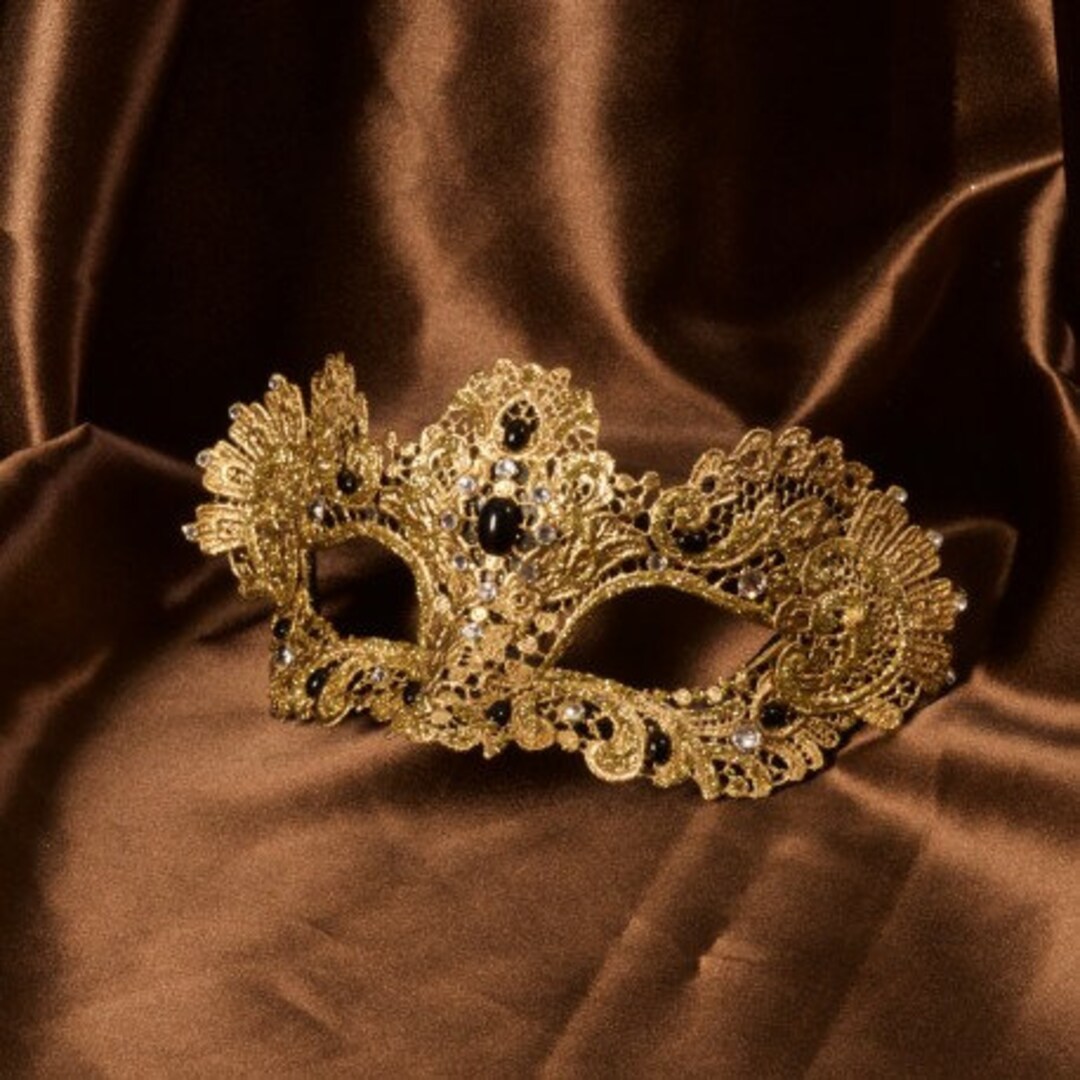 Maschera in Pizzo Macramè Veneziano E Swarovski - Etsy