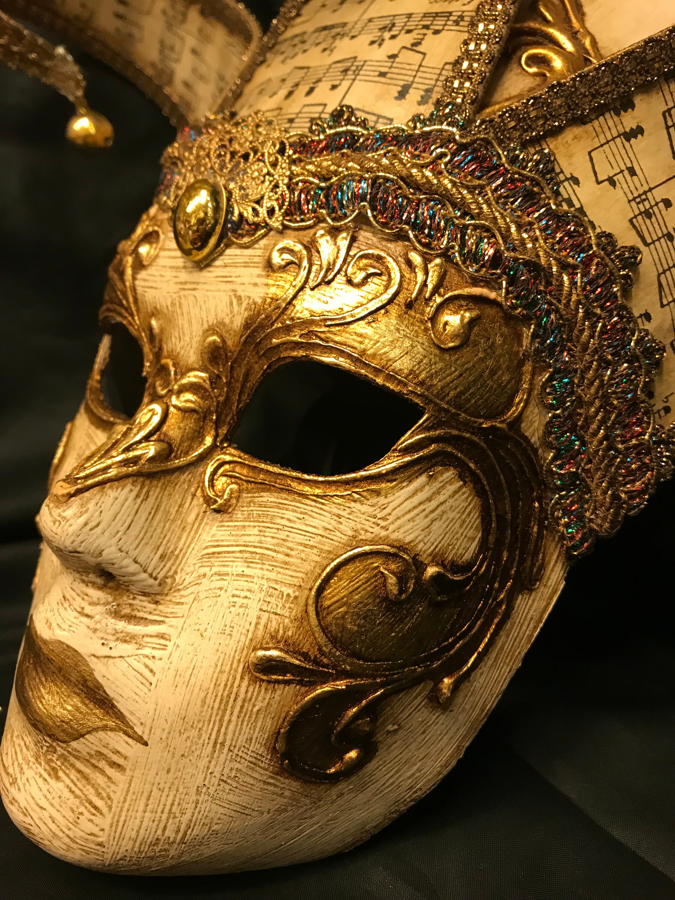 Jester Mask - White and Gold Joker - Wall-decoration- Venetian Mask ...