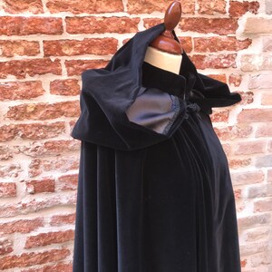 Mantello in Velluto Nero,mantello per Donna Con Cappuccio - Etsy