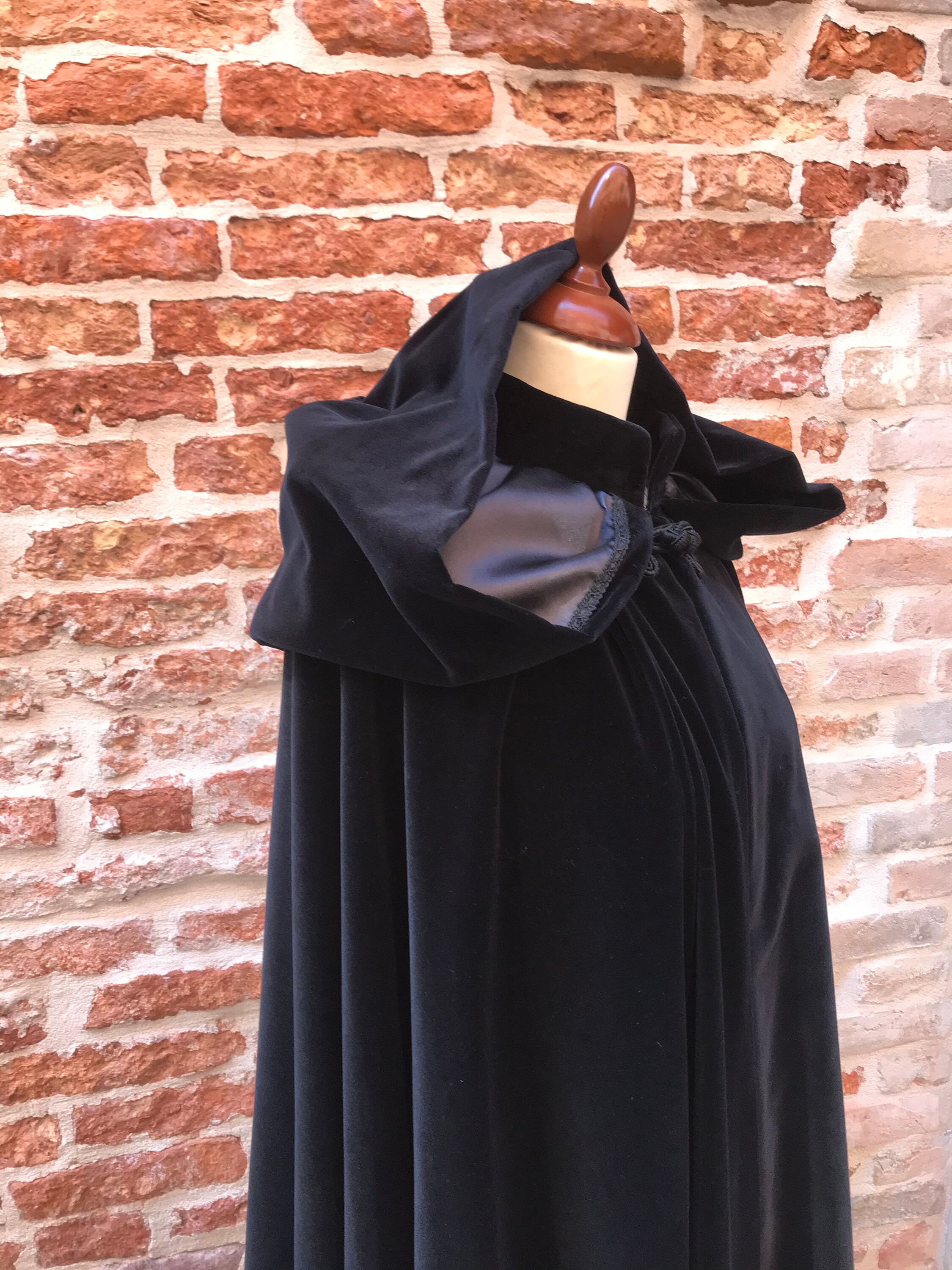 Mantello in Velluto Nero,mantello per Donna Con Cappuccio - Etsy