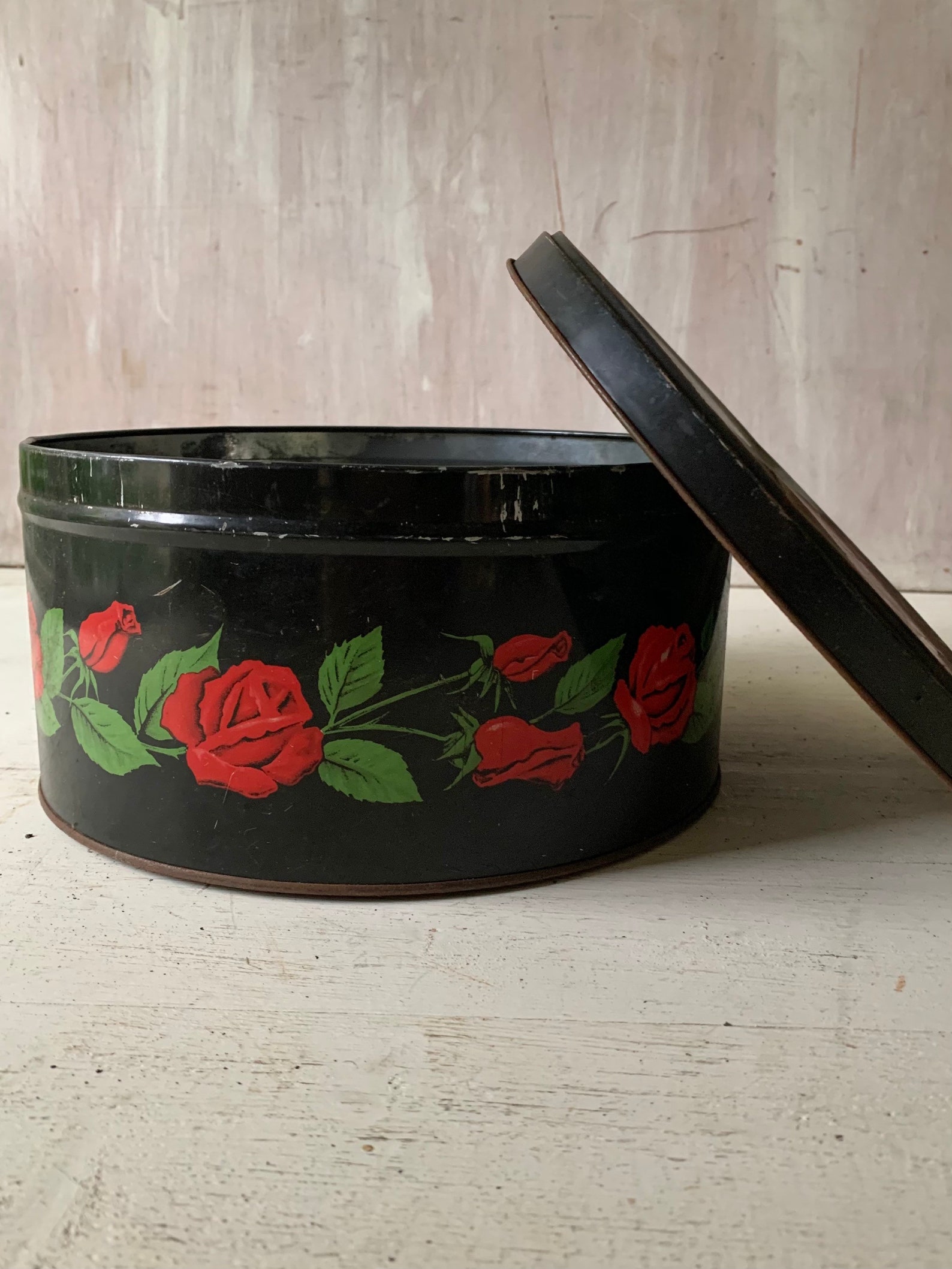 Assorted Retro Tins - Etsy