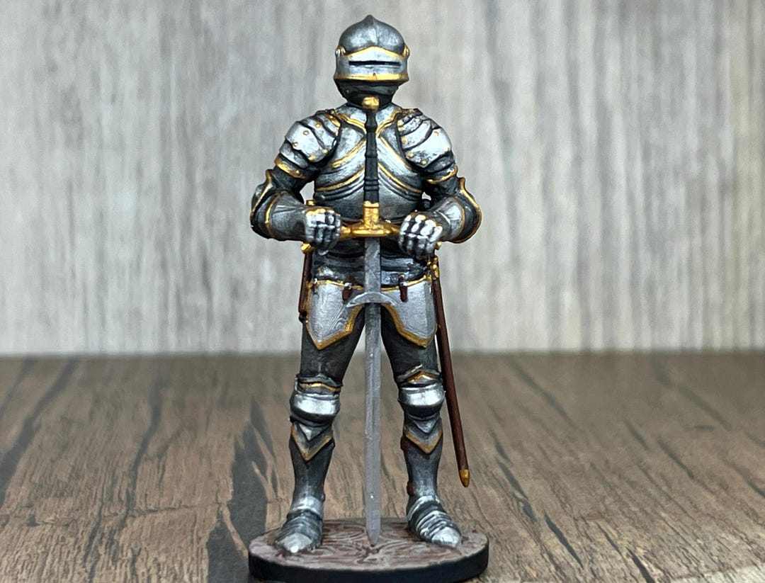 Knight Figurine Tabletop Miniature - Intricate Plastic Craft ...
