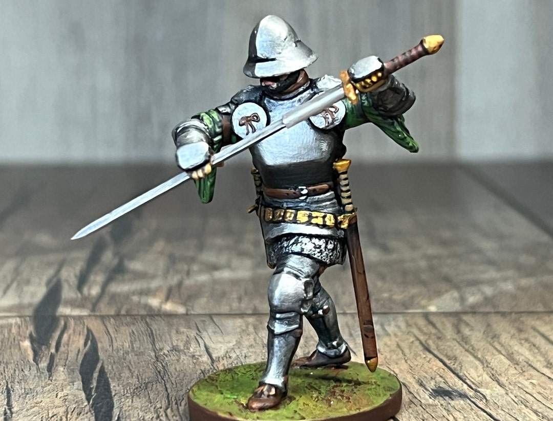Medieval Knight Figurine Tabletop Miniature - Intricate Plastic Craft ...