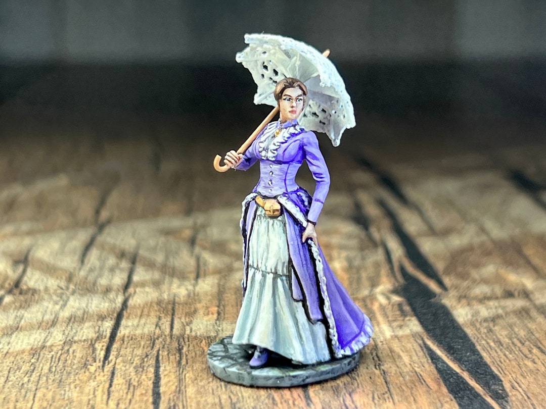 Resin Hand Painted Figure Figure Girl With an Umbrella. Scale Miniature ...