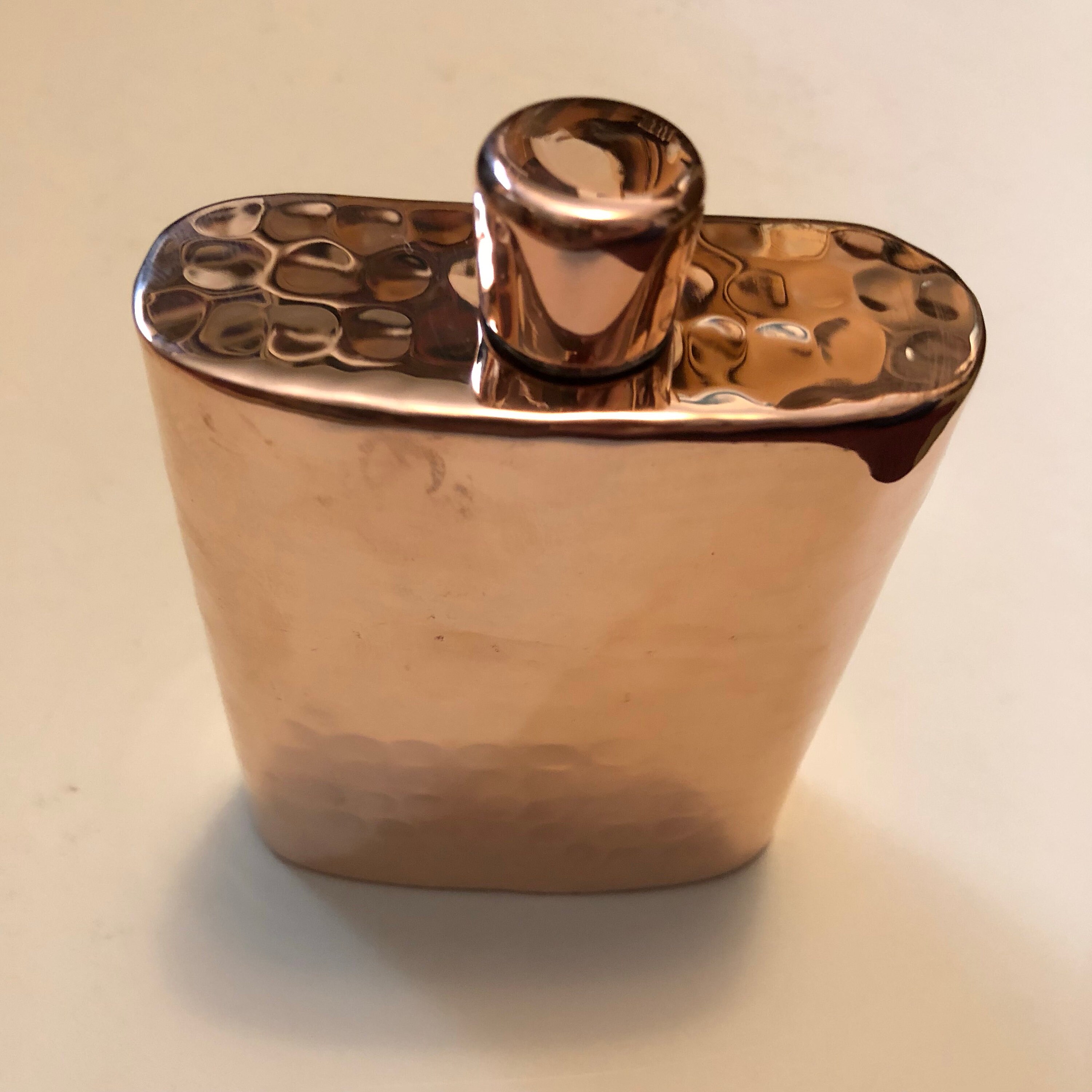 Handcrafted hammered copper 8oz flask