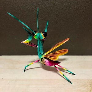 Alebrije Praying Mantis Handcrafted Wood Carving by Zeny & Michelle ...