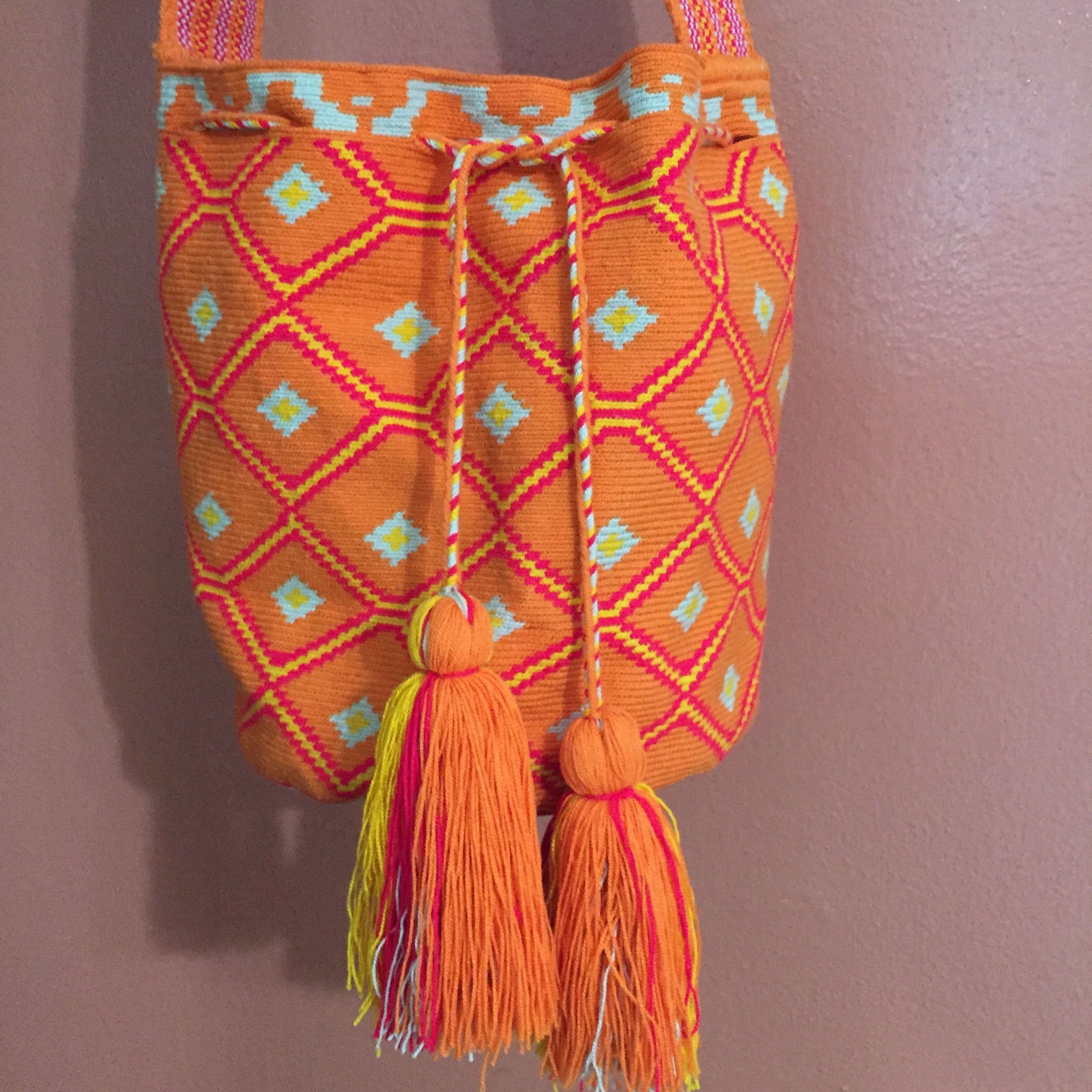 Authentic Wayuú Single Thread Mochila Bag from Colombia