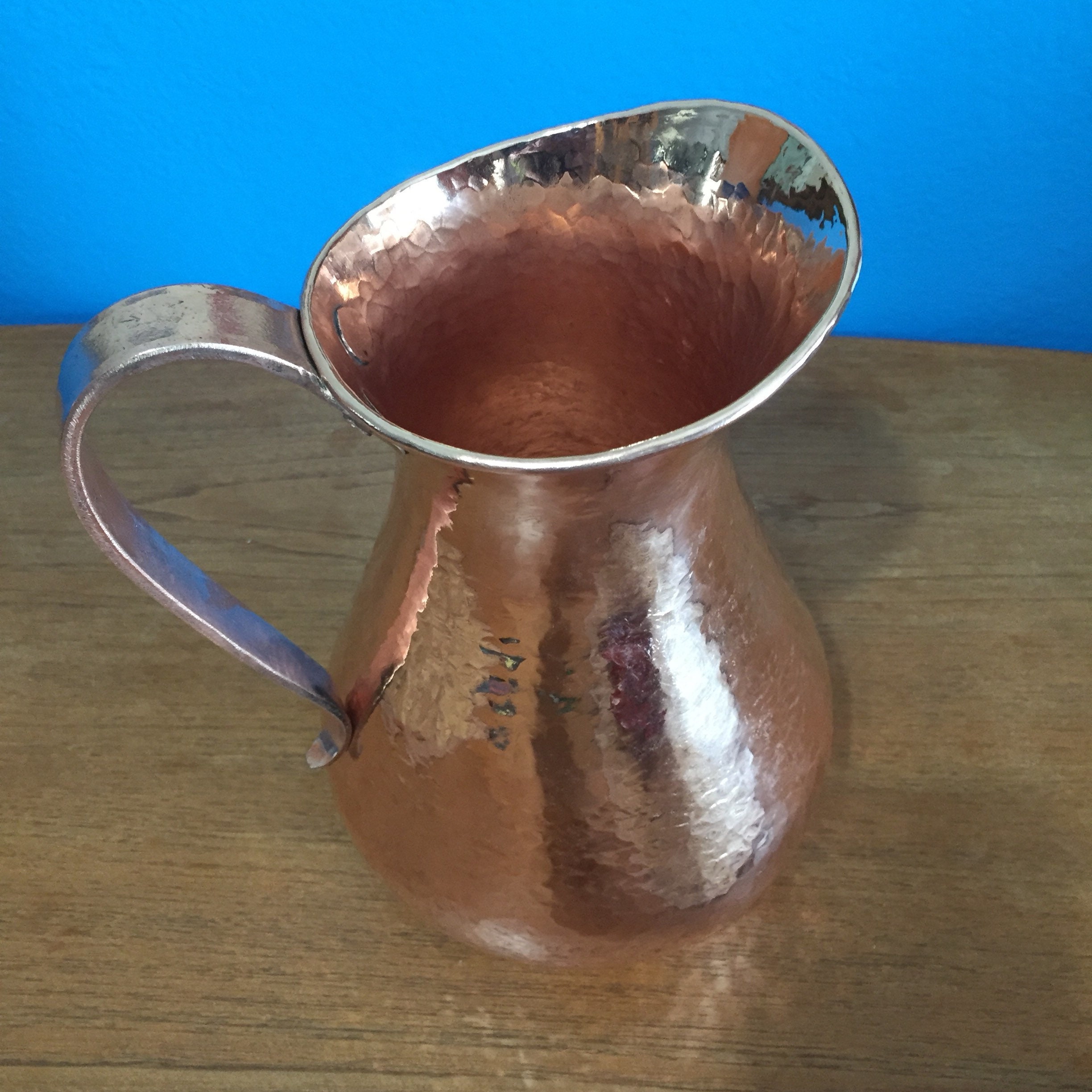 Pure Hammered Copper Pitcher - 2 Liters, 100% pure copper Pure Hammered Copper Pitcher - 2 Liters, 100% pure copper