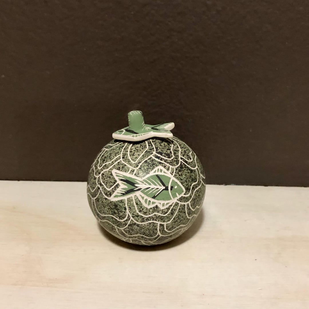 Mata Ortiz Ceramic Olla With Fish Shaped Lid by Gabriela Corona ...
