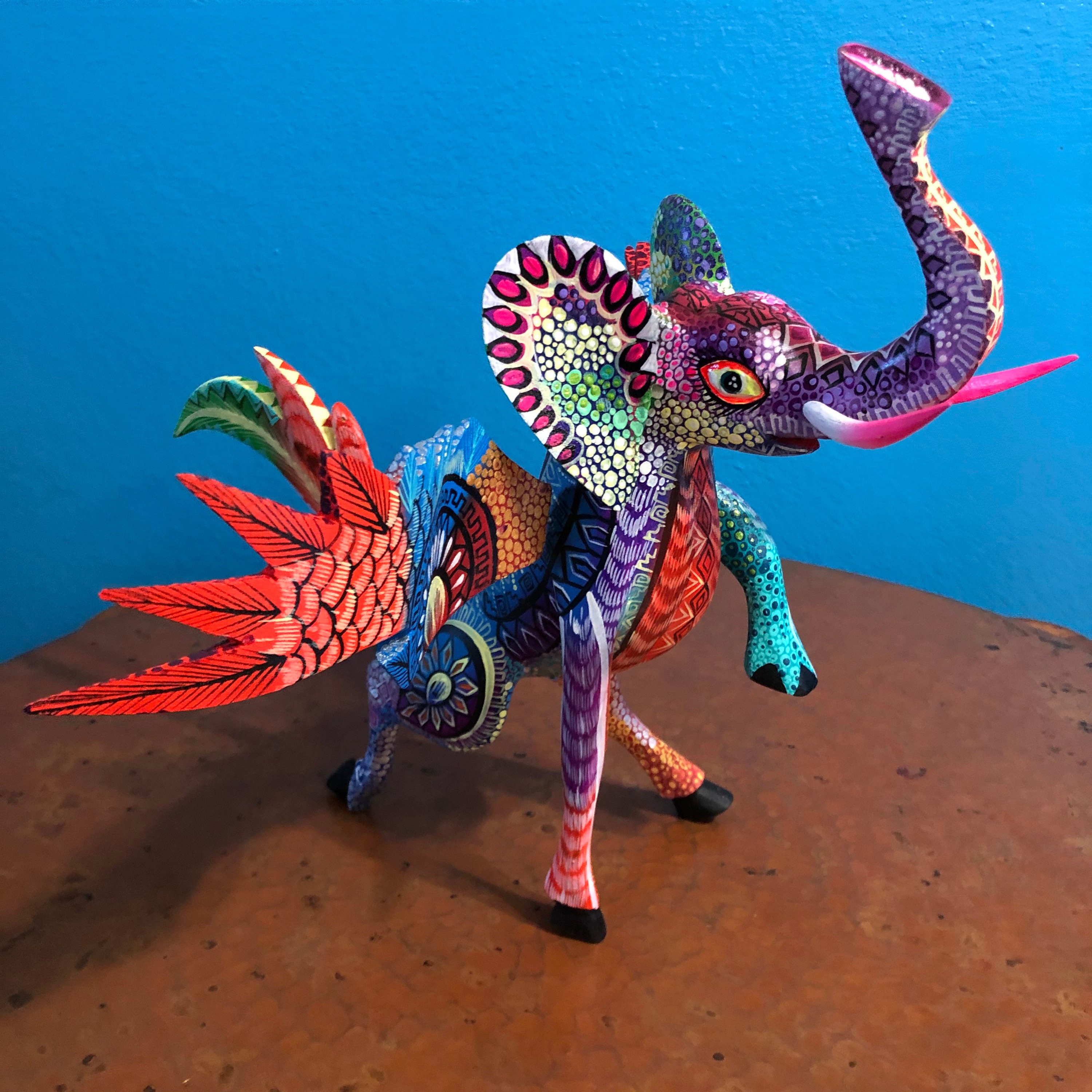 Alebrije Spirit Animal Wood Carving by Roberto and Esperanza Martinez ...