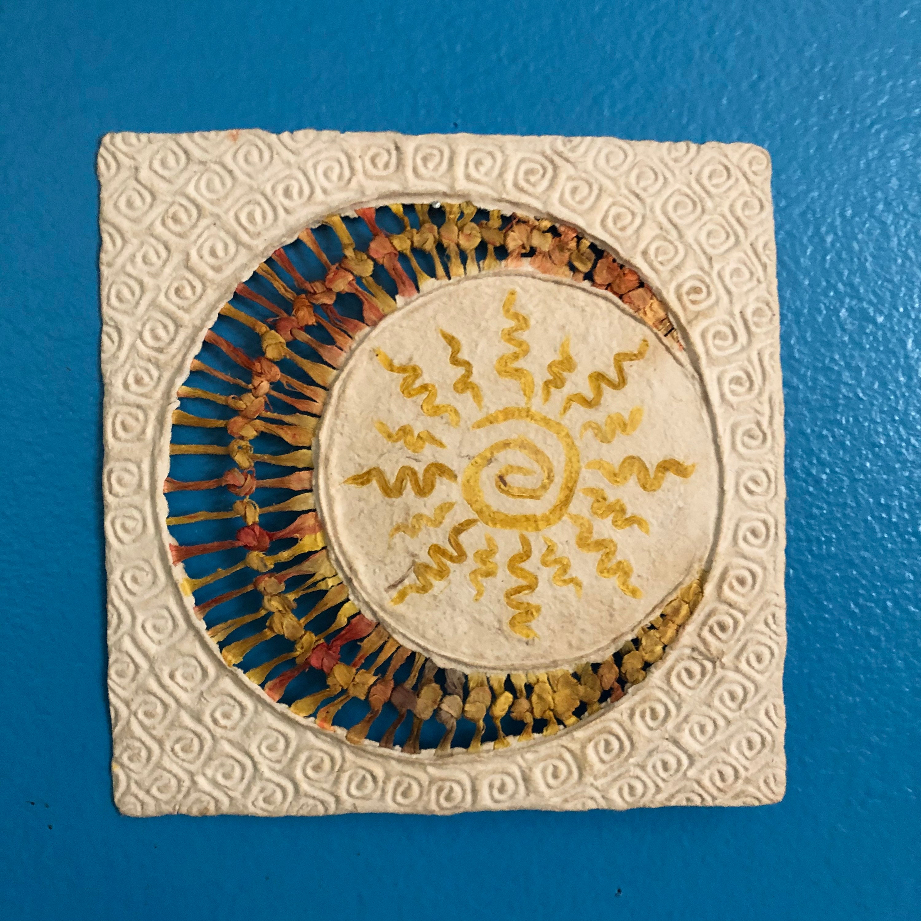 Ámate Paper art by Octavio Daza from Puebla, Mexico (7 3/4” x 7 3/4”)