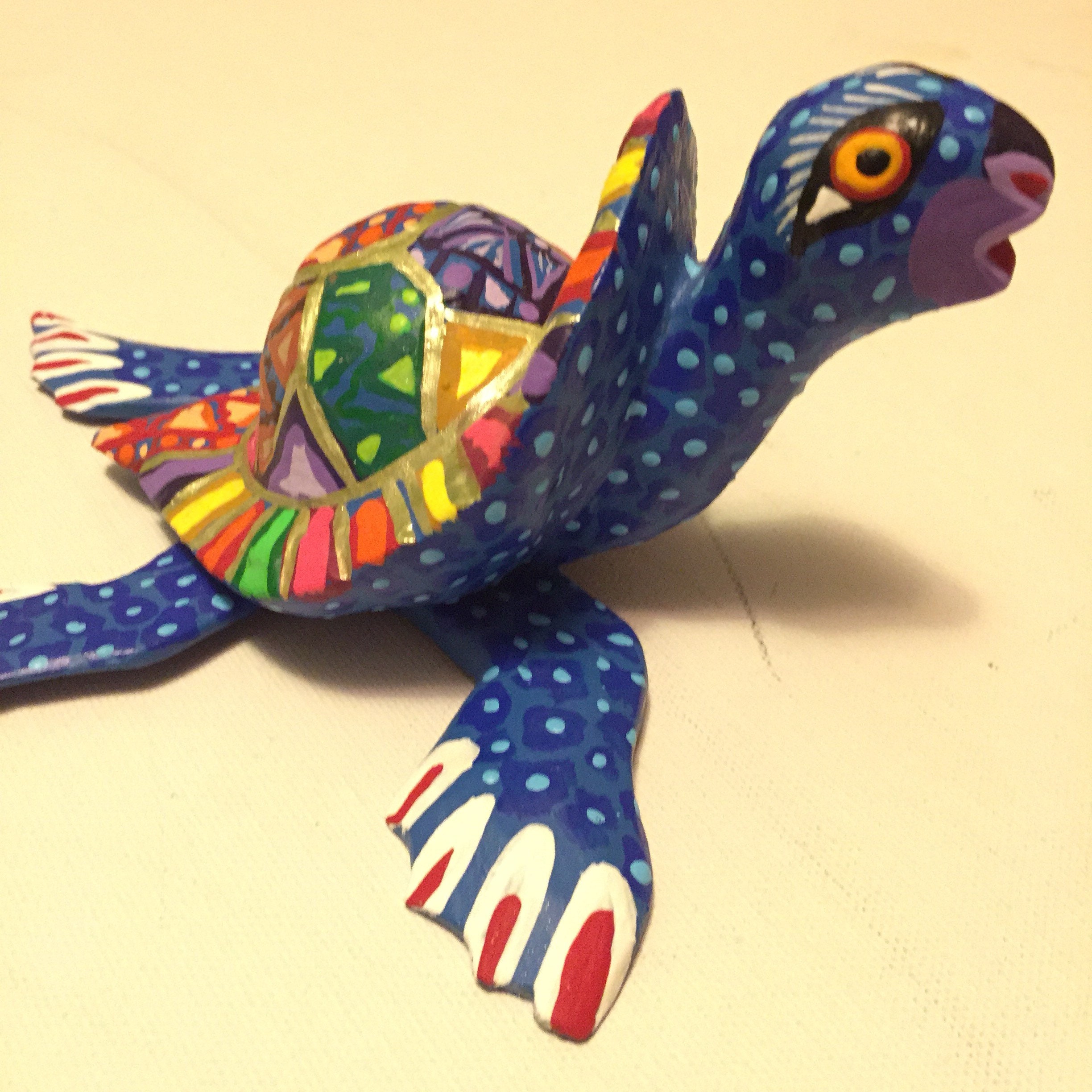 Alebrije Turtle Handcrafted Wood Carving by Zeny Fuentes & Reyna Piña ...