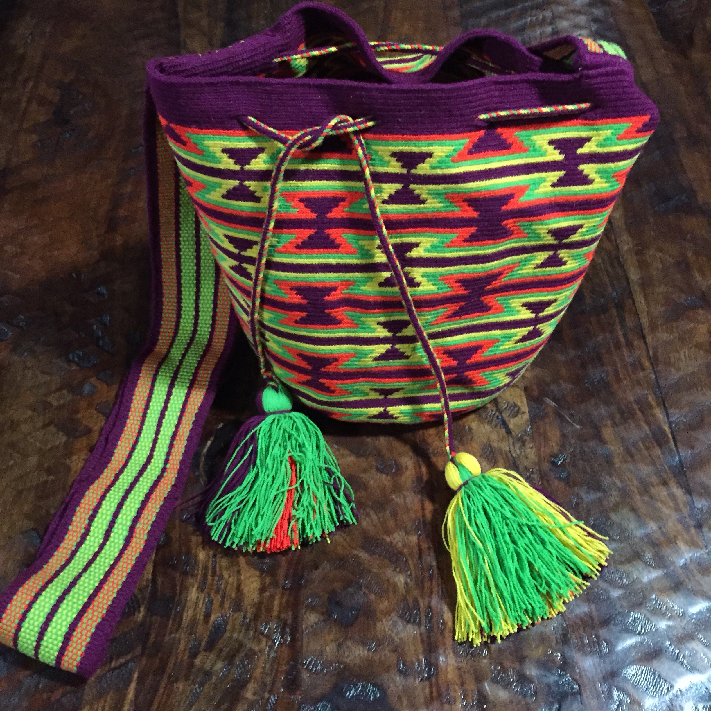 Authentic Wayuú Single Thread Mochila Bag from Colombia