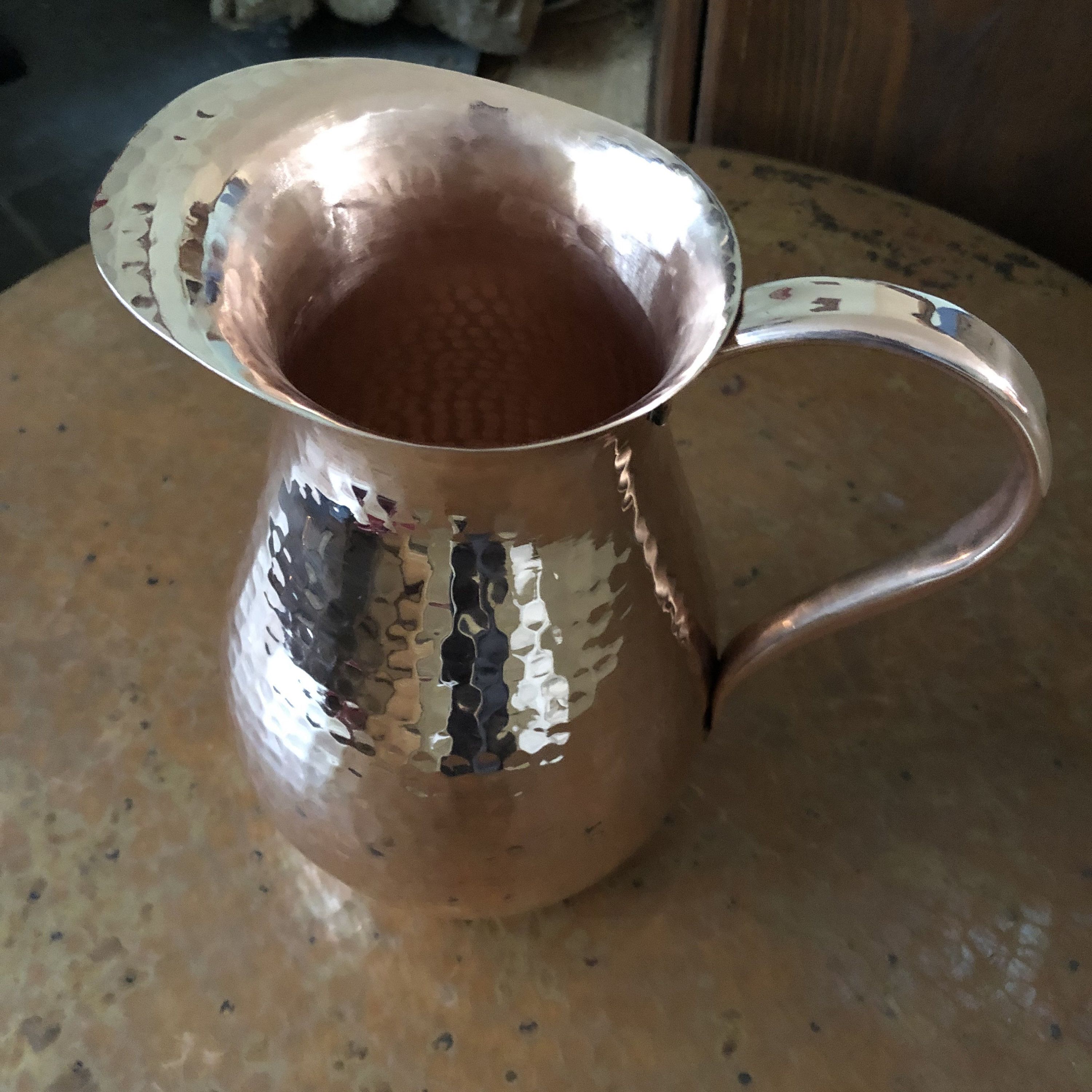 Pure Hammered Copper Pitcher - 2 Liters, 100% pure copper Pure Hammered Copper Pitcher - 2 Liters, 100% pure copper
