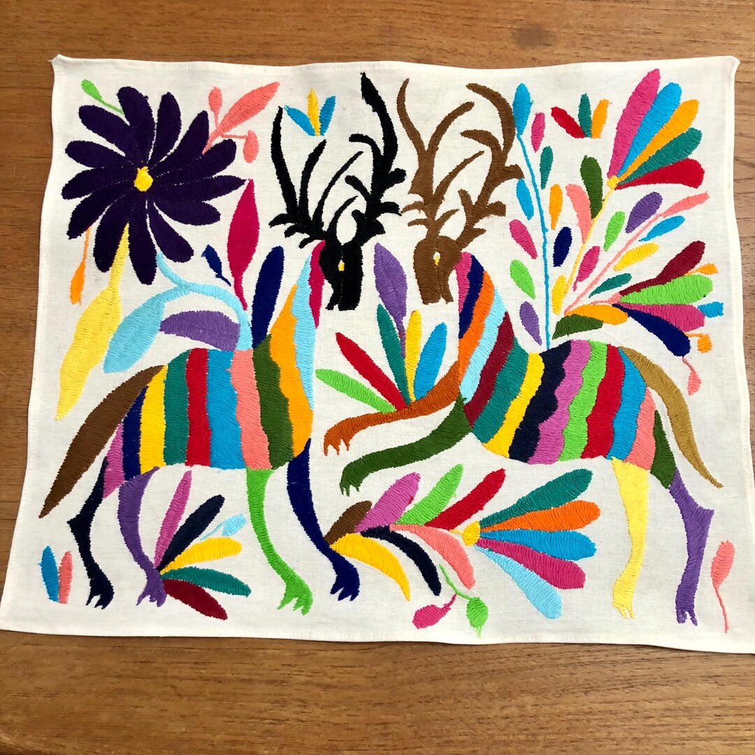 Hand Embroidered Otomi Placemat: Mexican Folk Art Decor (16.5” X 13.5 ...