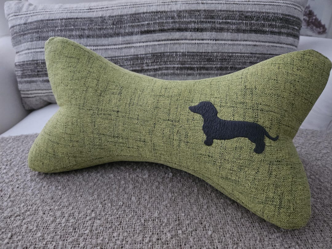Reading Bone / Neck Pillow Embroidery Dachshund - Etsy