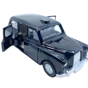 1970s Vintage Dinky 300 London Scene Gift Set. Toy Collectible. Made in ...