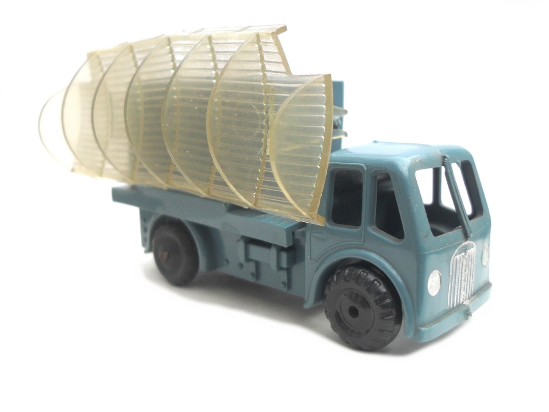 1960s Vintage Tri-ang Minic RAF Radar Truck. Toy Collectible. Made in ...