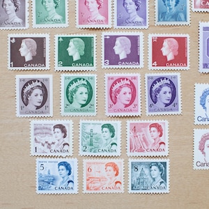 43 British Royal Family Postage Stamps, Queen Elizabeth, King George ...