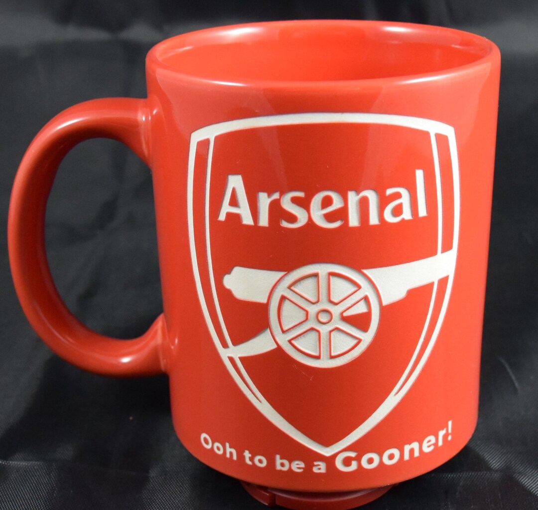 Arsenal F.C. - Oooh to Be a Gooner - Hand Etched Coffee / Tea Mug Red ...