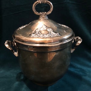Vintage Oneida Silverplate Ice Bucket With Two Handles and Lid - Etsy