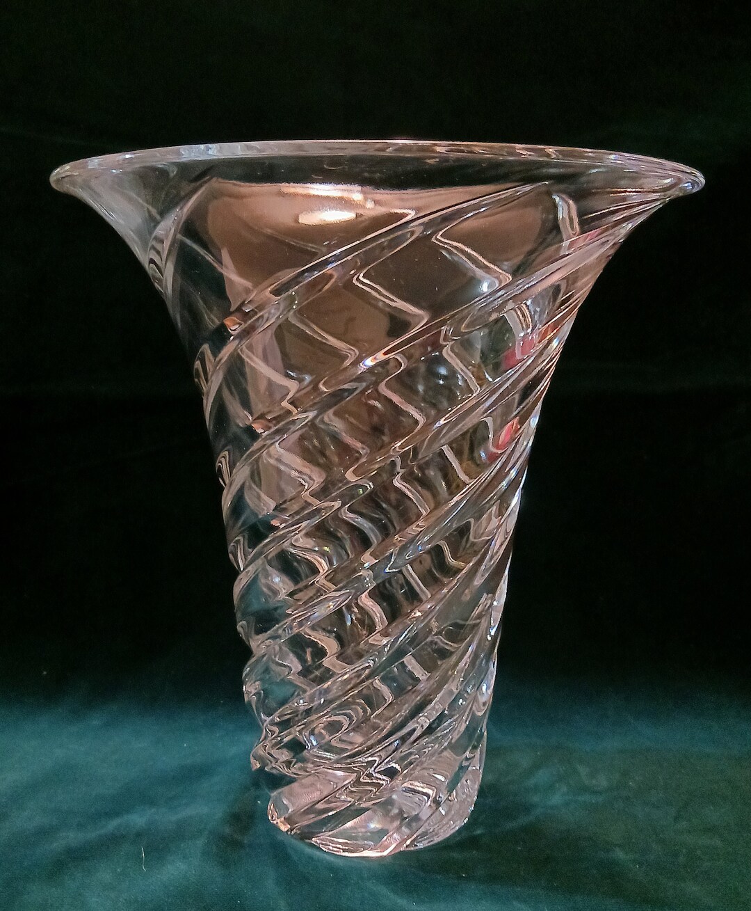 Large JG Durand Crystal Vase With Spiral Detail and Exaggerated Mouth ...