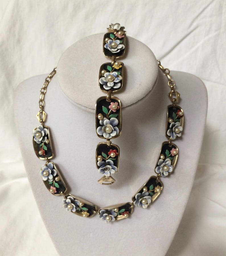 Vintage "alice" Bracelet and Necklace Set With Flowers and Faux Pearls ...
