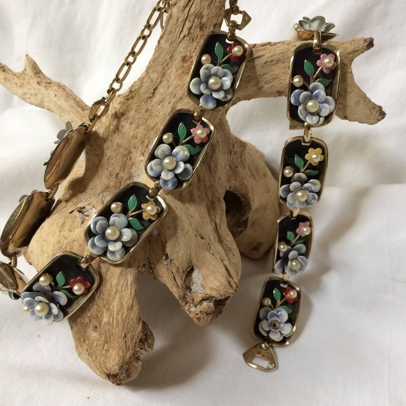 Vintage "alice" Bracelet and Necklace Set With Flowers and Faux Pearls ...