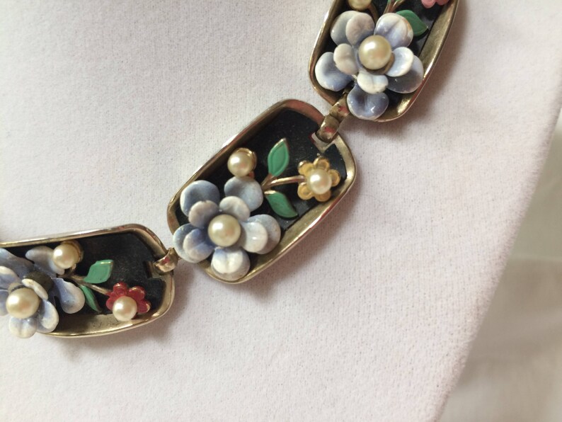 Vintage "alice" Bracelet and Necklace Set With Flowers and Faux Pearls ...