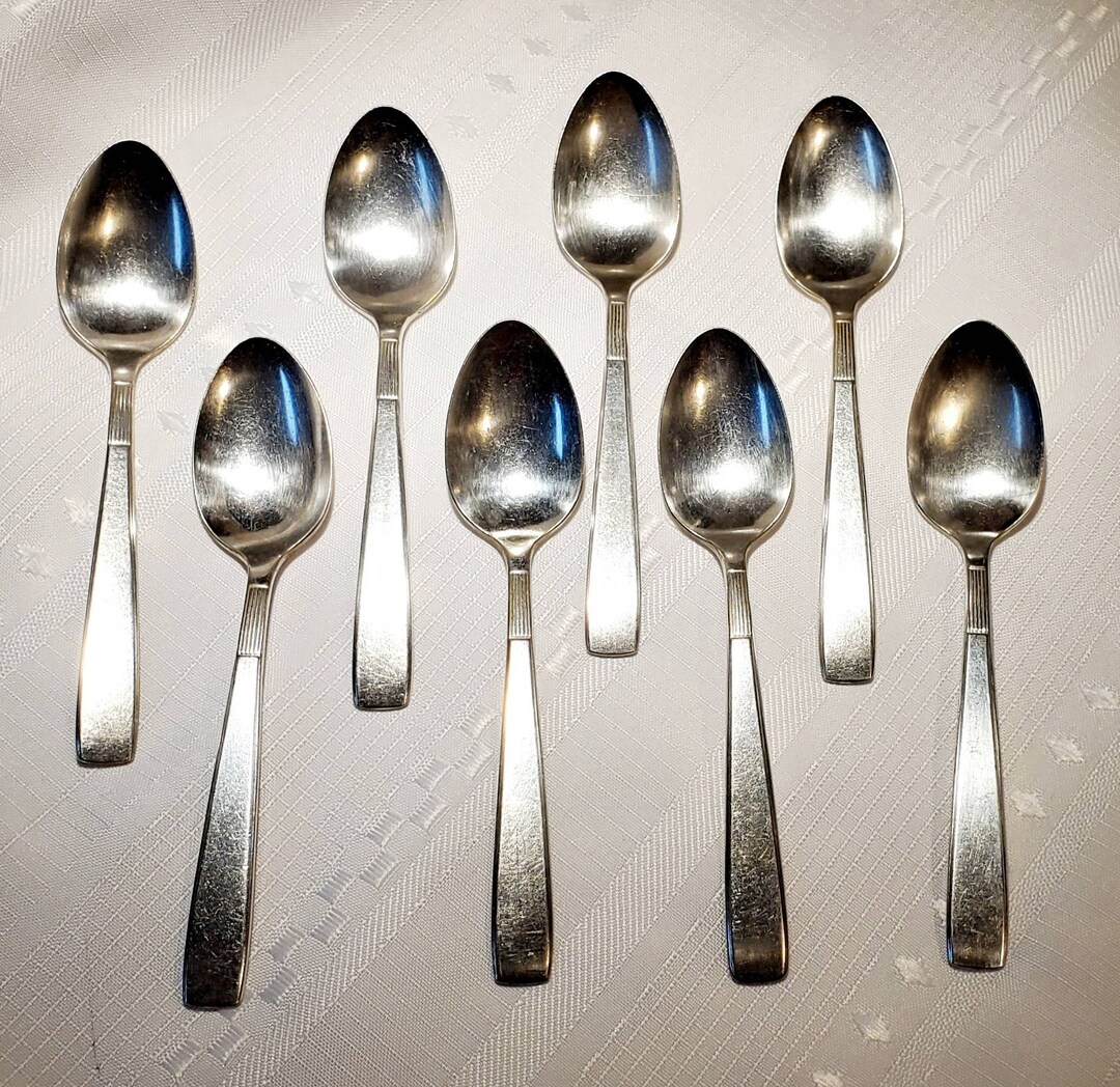 Lot of 8 Oneida Hotel Plate Teaspoons Hotel Two Pattern 6 1/8 Inches ...