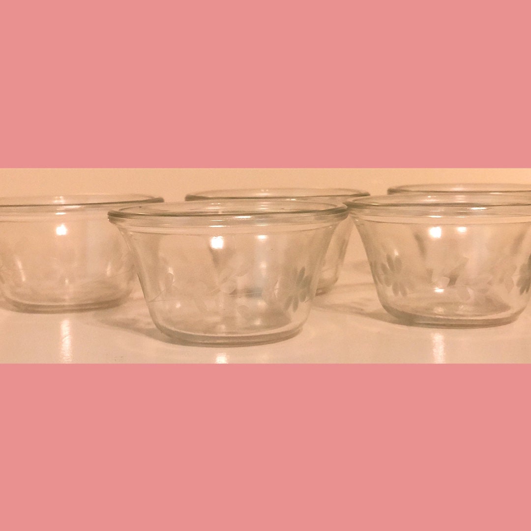 Pyrex Mini Glass Bowls - Etsy
