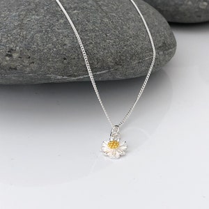 Daisy Jewellery Set. Daisy Earrings. Daisy Necklace. Silver Flower ...