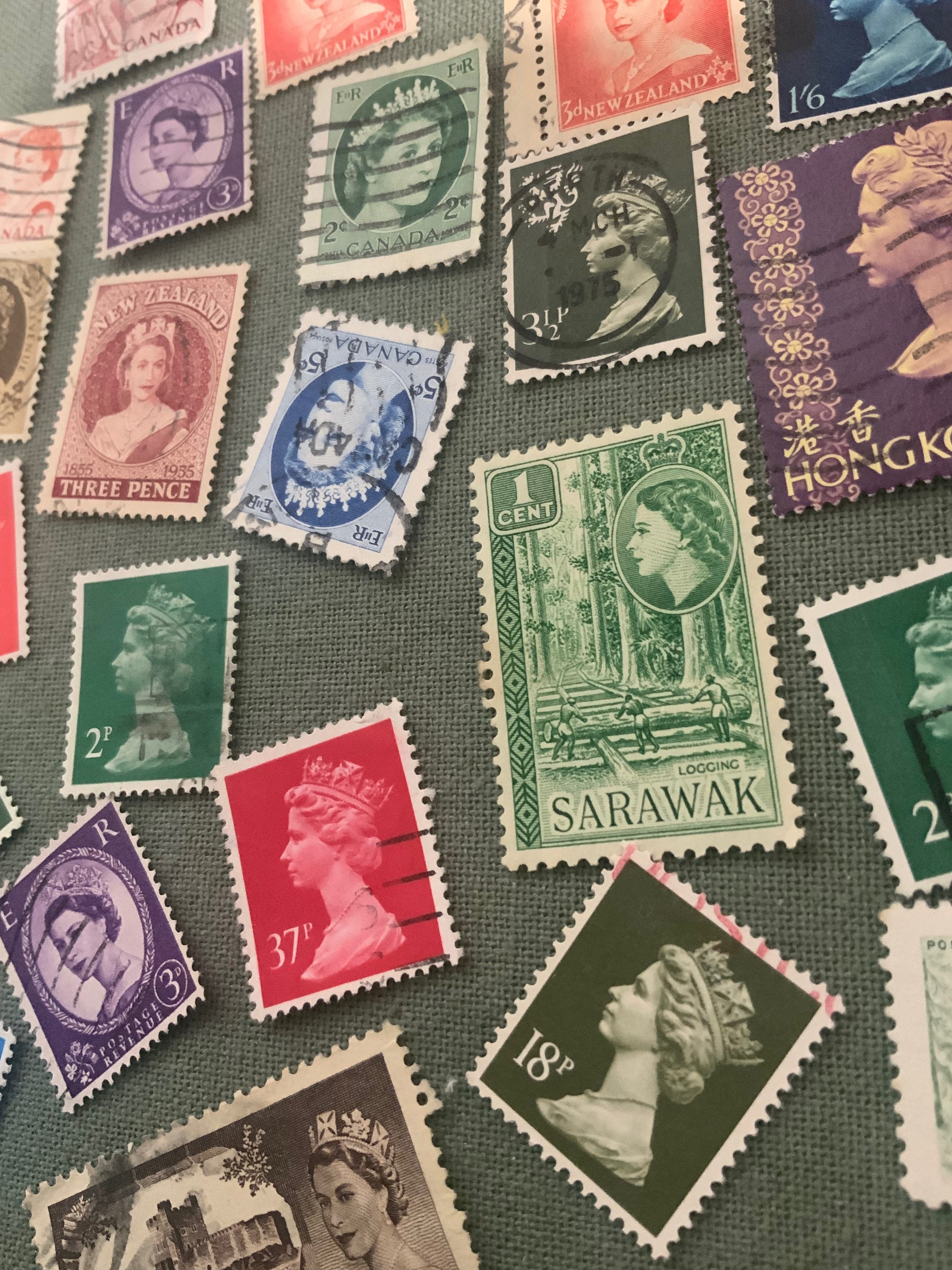 34 Vintage Queen Elizabeth II Stamp Pack for Scrapbooking - Etsy