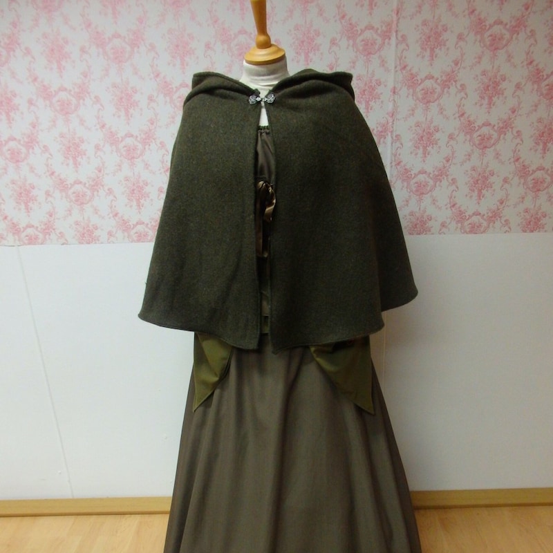 Victorian Cape - Etsy