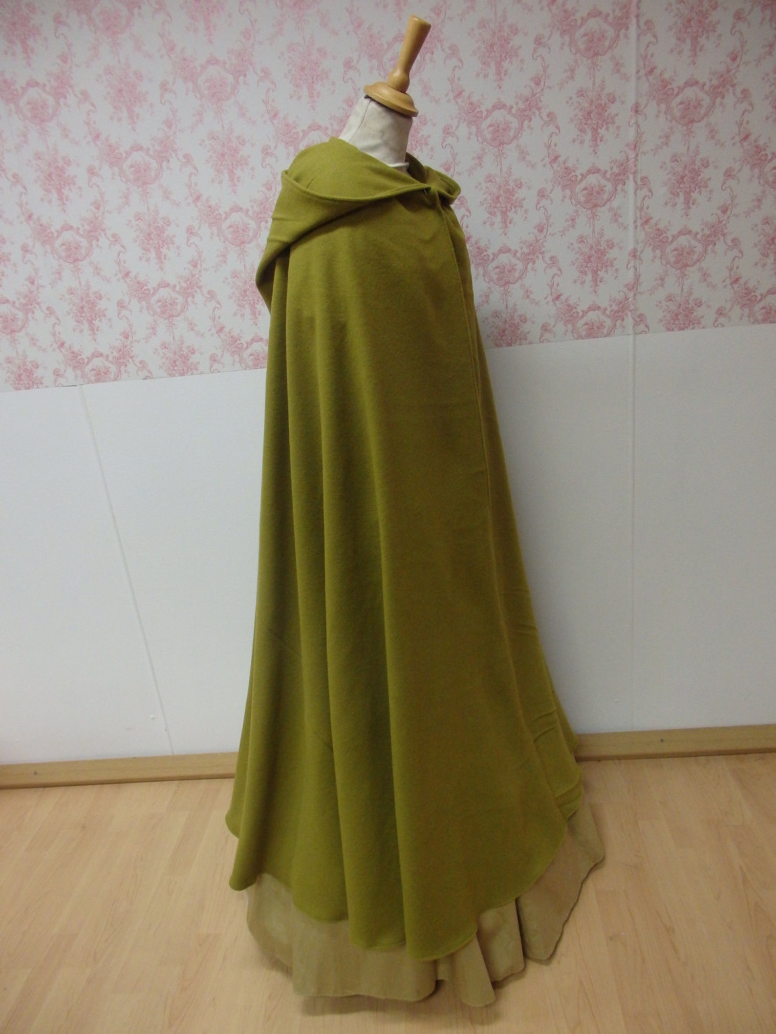 Green Hooded Cape Wool / Hooded Cloak Woolen / Woolen Hooded Cape ...