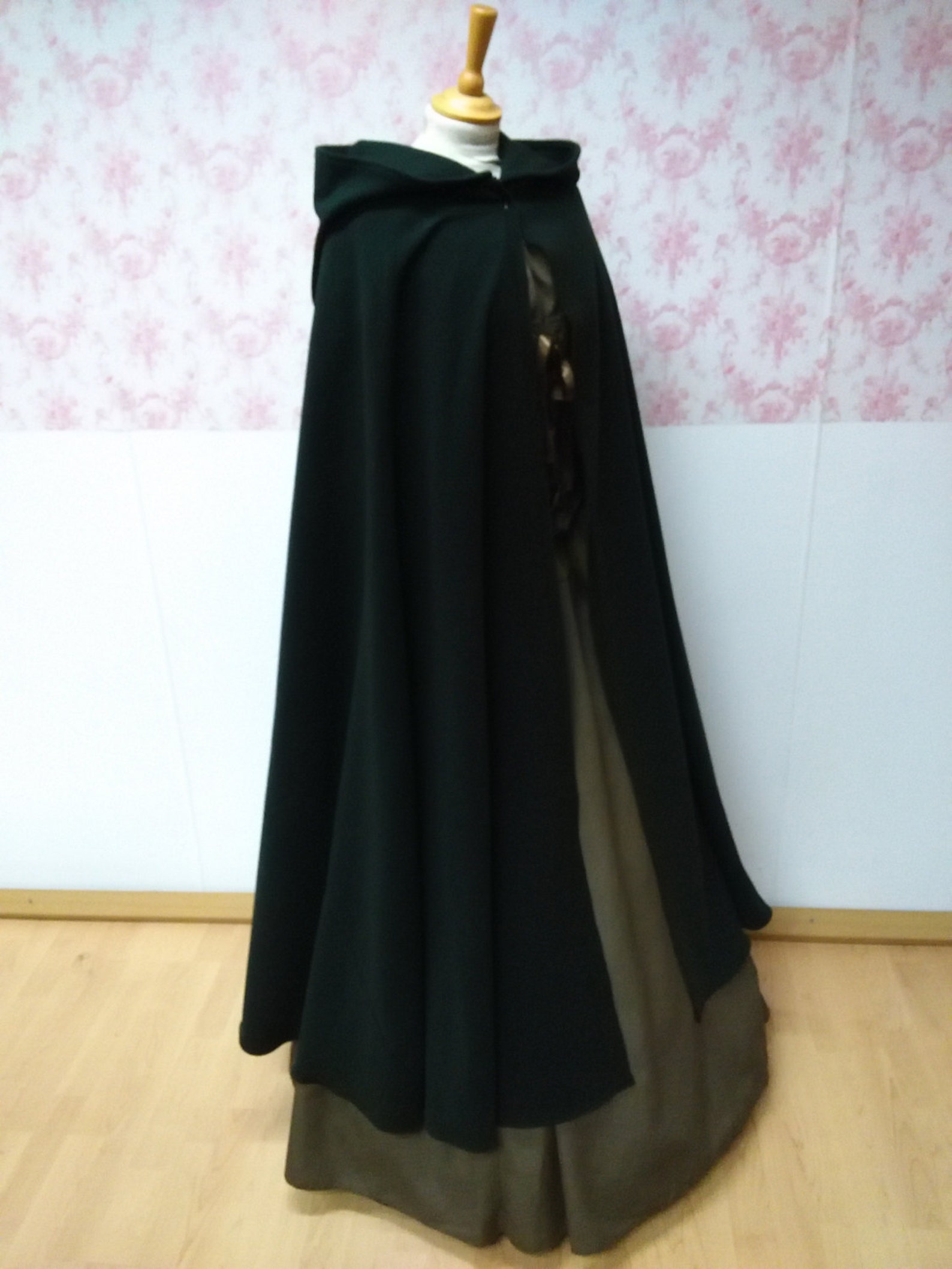 Hooded Cape Wool / Hooded Cloak Woolen / Woolen Hooded Cape / - Etsy