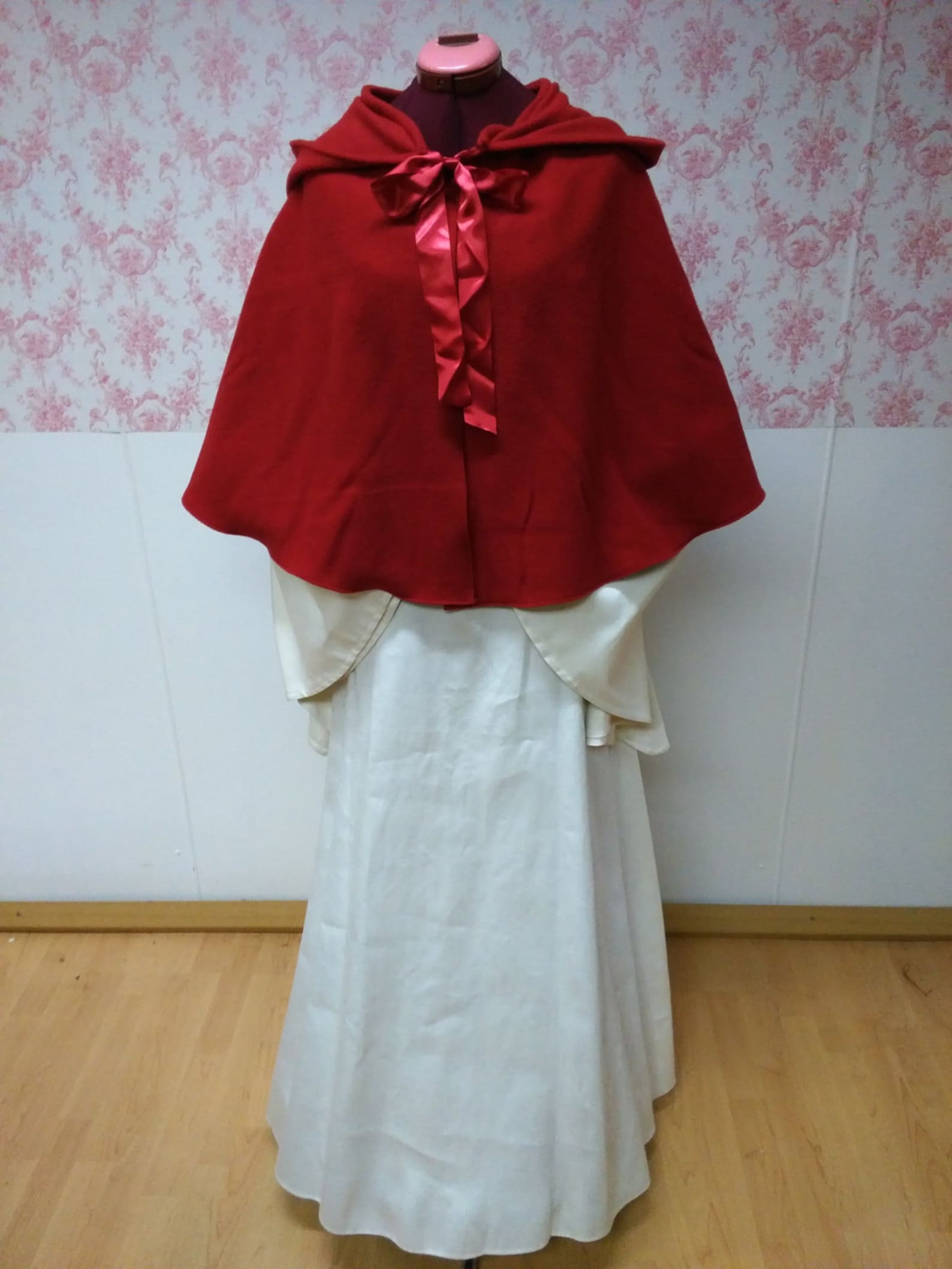 Red Riding Hood Cape Wool Blend / Victorian Cape / Larp - Etsy