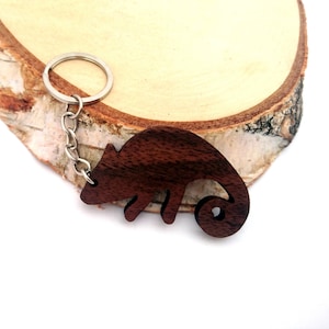 Chameleon Wooden Keychain, Chameleon Animal Keychain, Wooden Animal ...