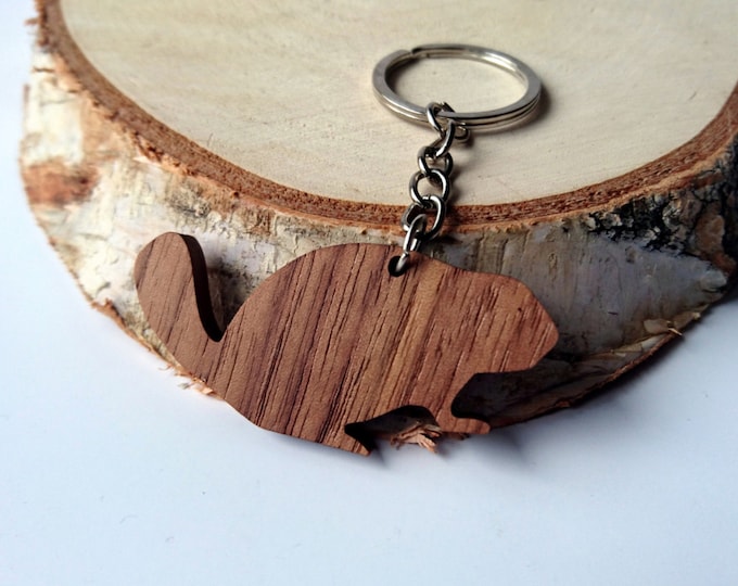 Wooden Beaver Keychain, Walnut Wood, Animal Keychain, Environmental ...