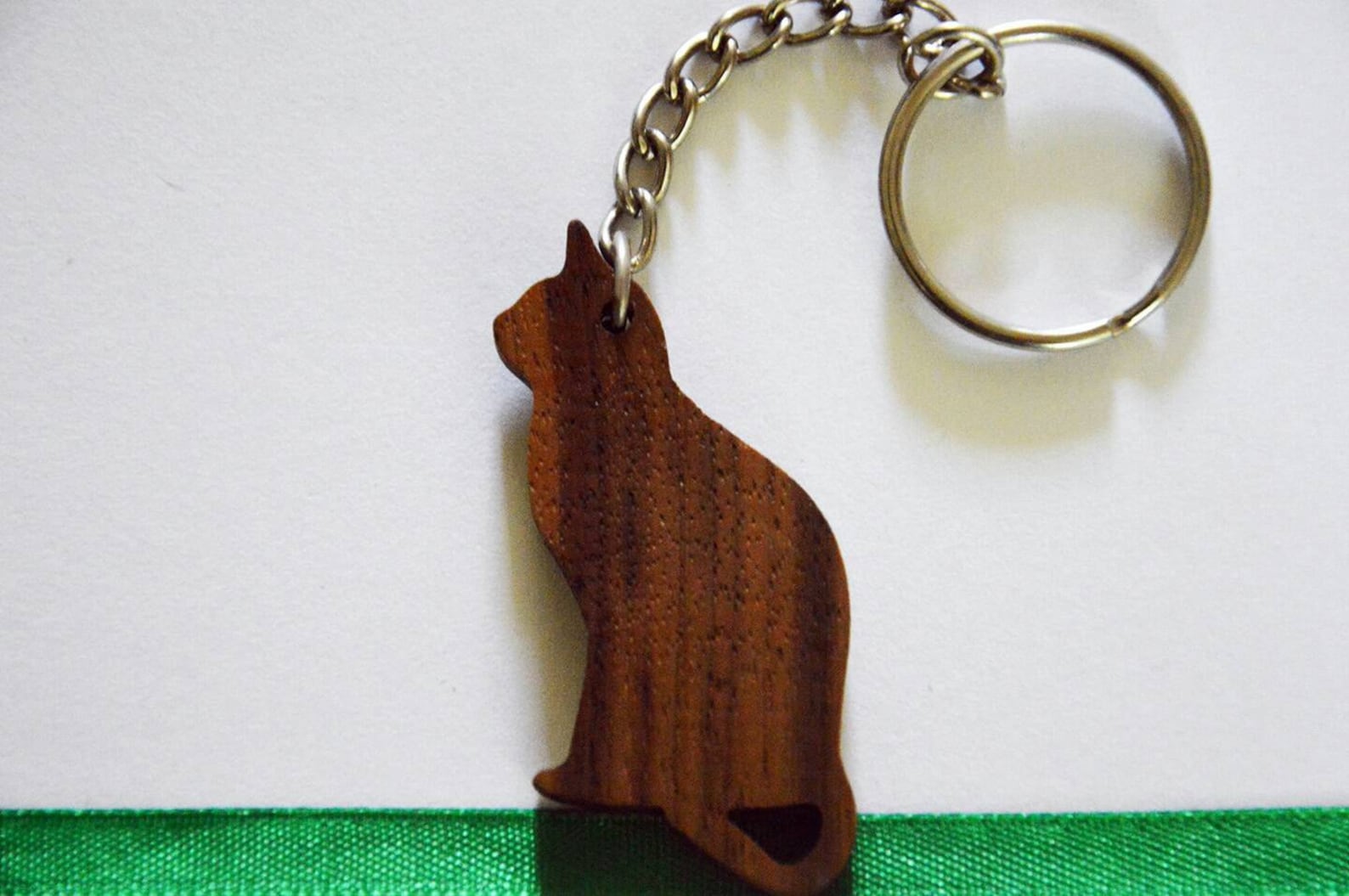 Wooden Cat Keychain, Walnut Wood, Animal Keychain, Environmental ...