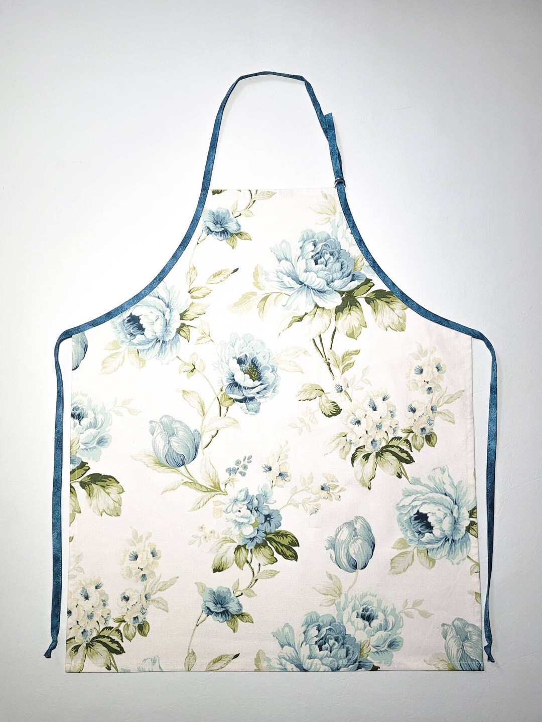 Blue Vintage Roses | Shabby Chic Apron | Kitchen Apron | Cooking Apron ...