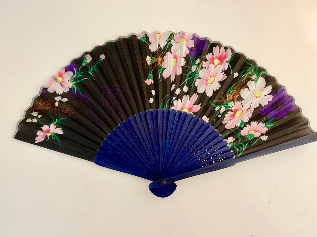 Cosmos Flower Blue Hand Fan With Sleeve - Japanese Hand Fan,handheld ...